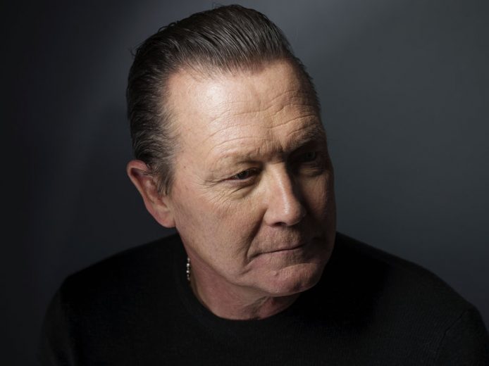 เทียบ อดีต-ปัจจุบัน Robert Patrick ผู้รับบทหุ่นเหล็กไหล T-1000 ในคน ...